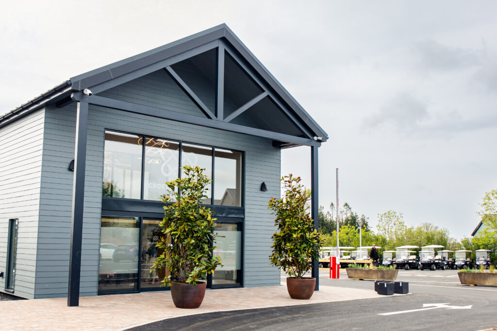 Luxury Lodges Bluestone | Platinum Lodges UK